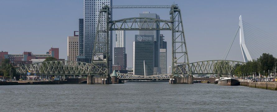 Rotterdam wil niet één, maar twee nieuwe bruggen over de Maas ...