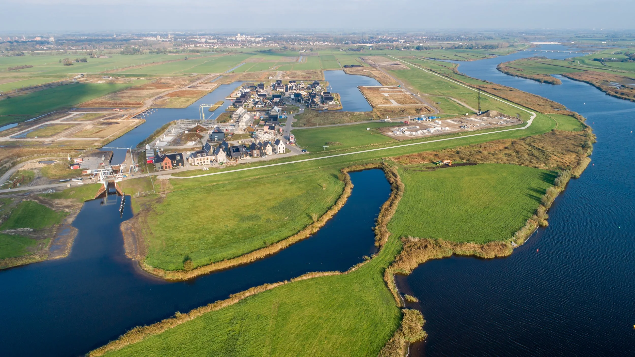 Reevedelta, een kwart eeuw PPS tussen stad en hoogwatergeul ...